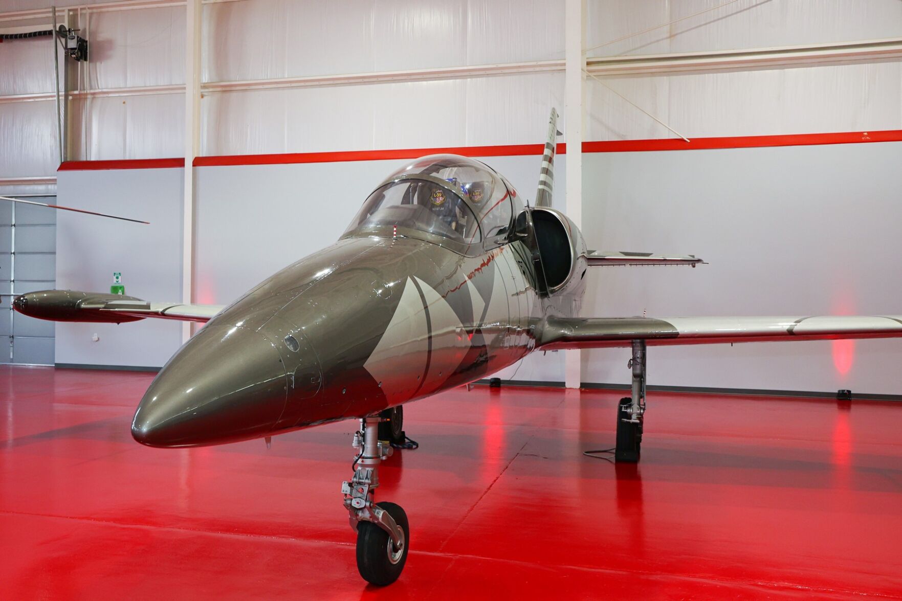 Hanger Bash | Photo Galleries | topsinlex.com