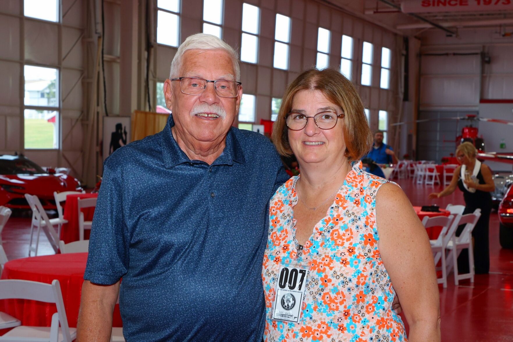 Hanger Bash | Photo Galleries | topsinlex.com