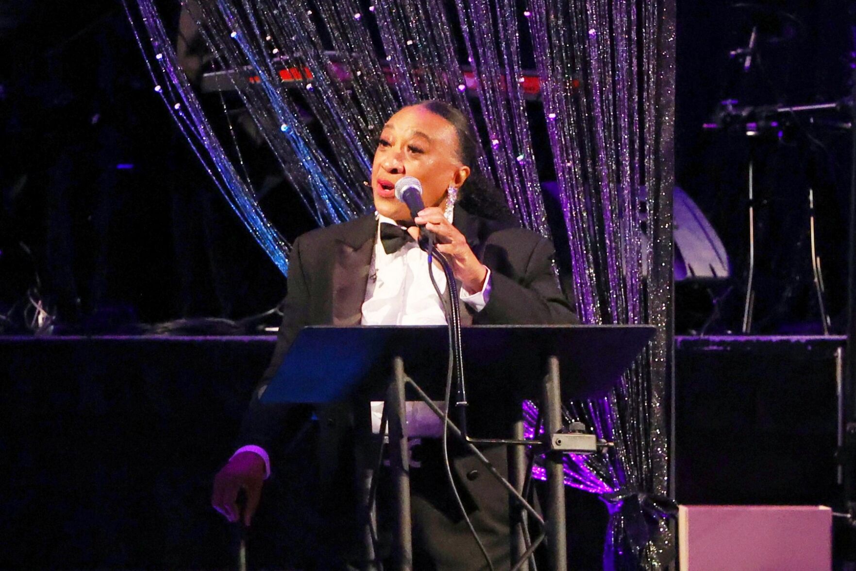 250Lex It's Showtime! Music Fashion Show (Part 1) | Photo Galleries ...