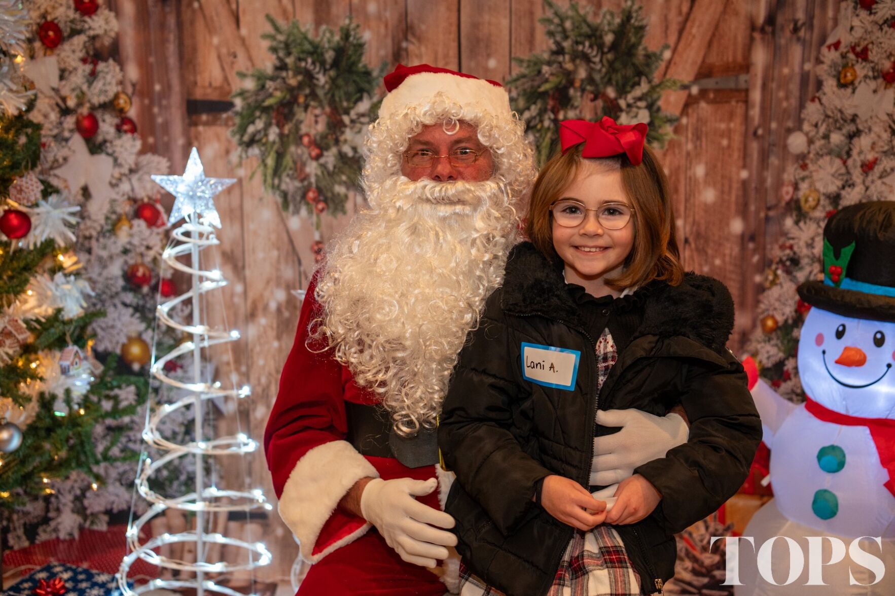 The Agency Holiday Open House | Photo Galleries | topsinlex.com