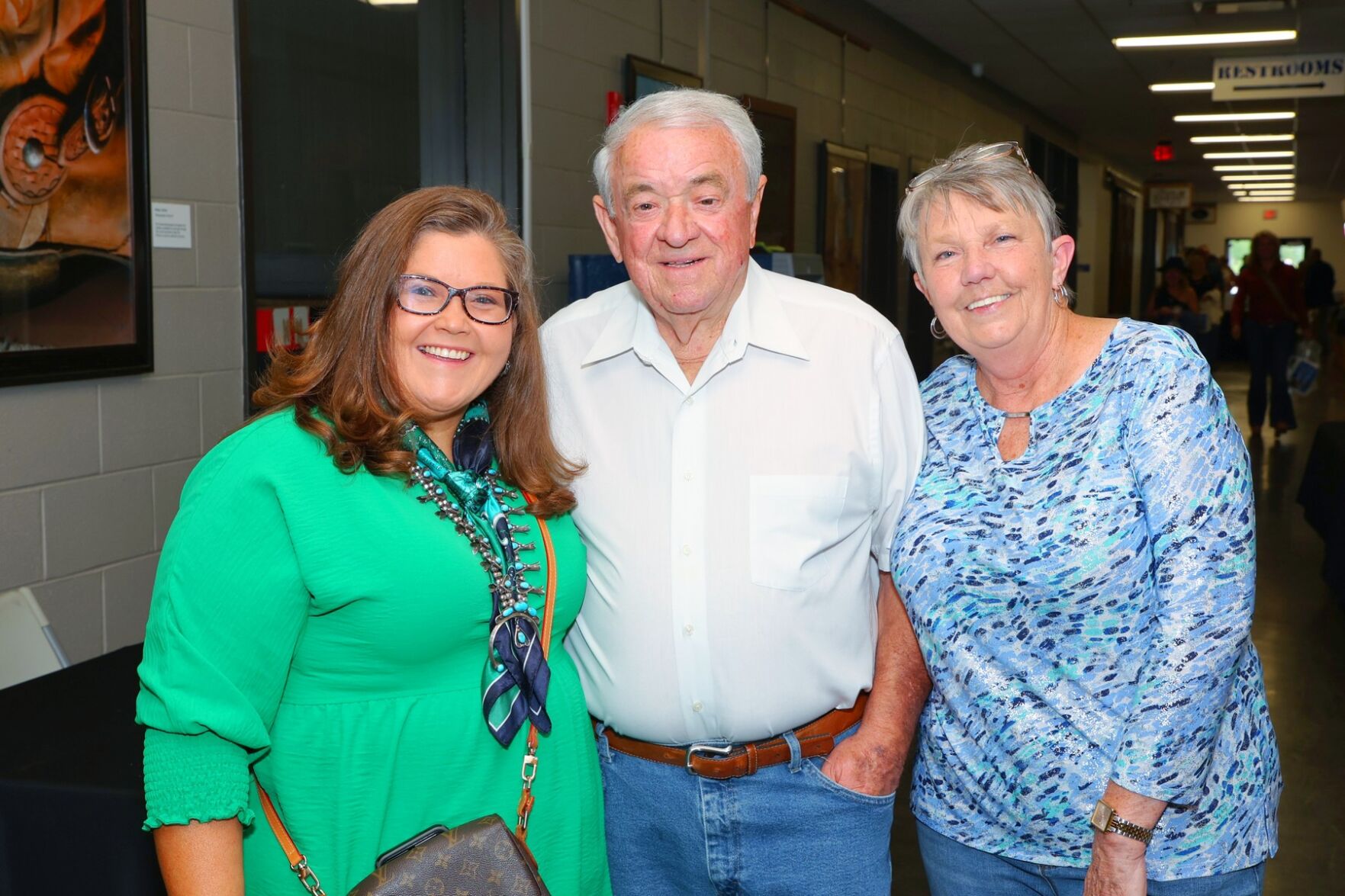 Blue Jeans, Boots, and Bulls | Photo Galleries | topsinlex.com