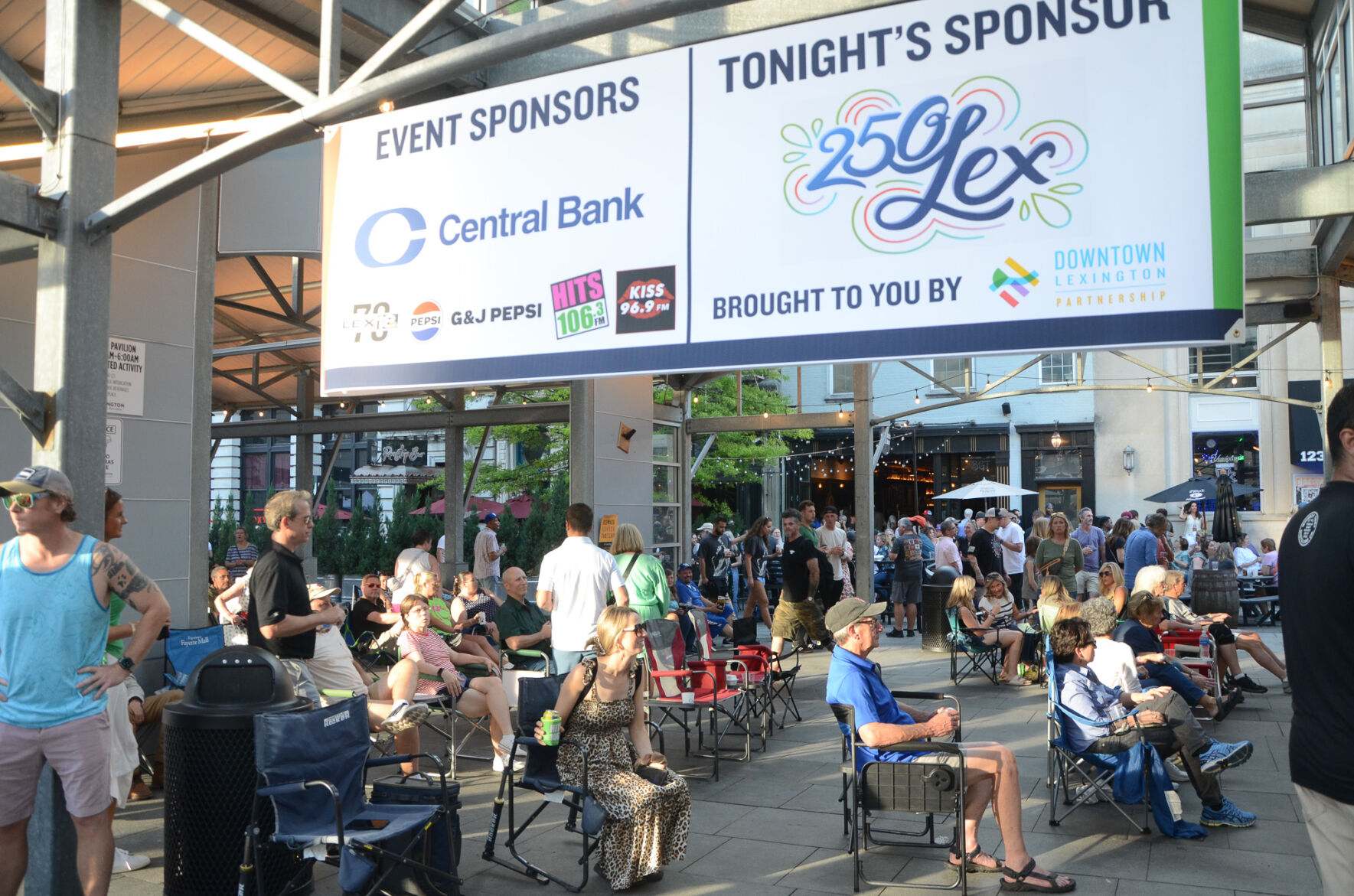 Thursday Night Live Part 2! | Photo Galleries | topsinlex.com