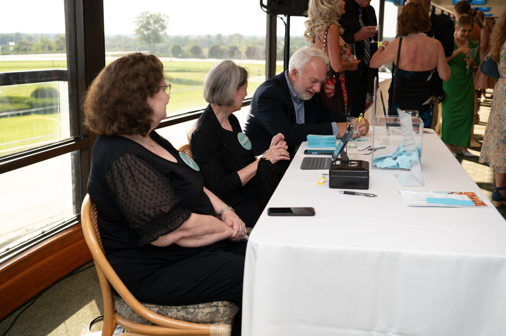 Woodford Humane Society Summer Gala | Photo Galleries | topsinlex.com