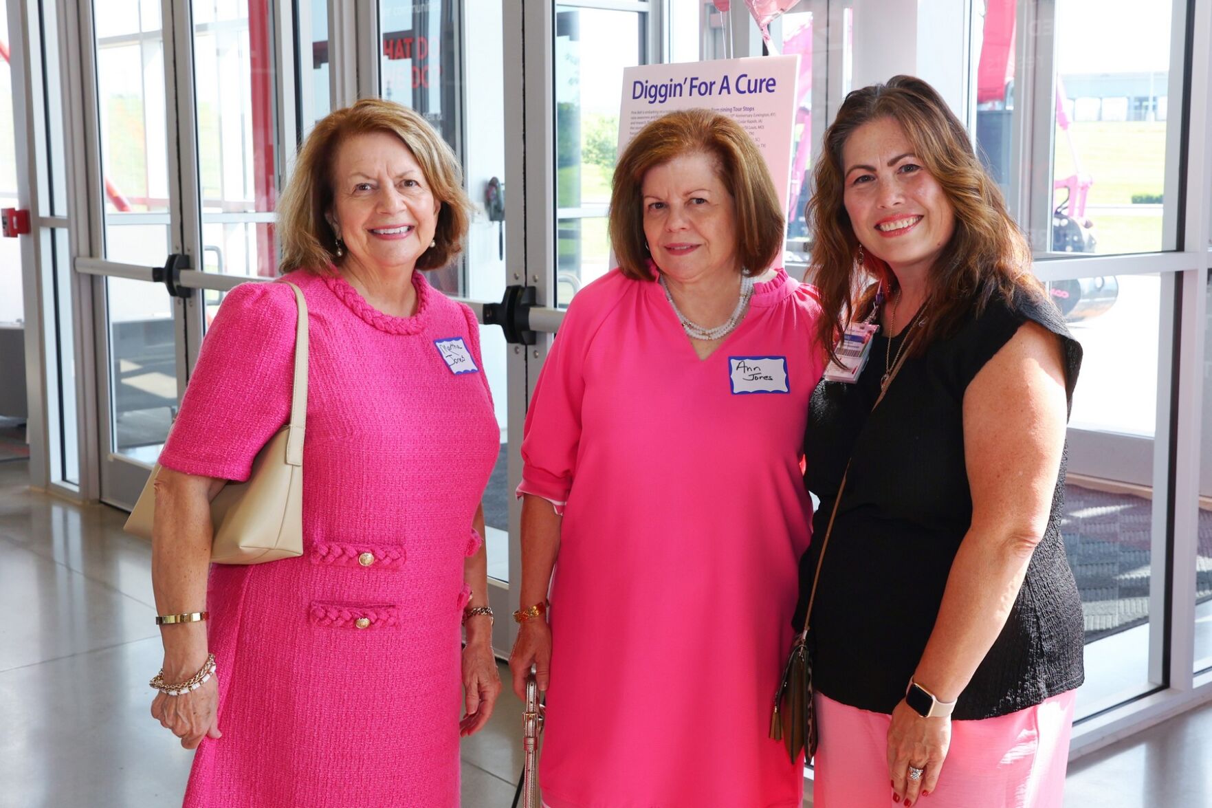 Yes, Mamm! Yes, Cerv! 5K 10th Anniversary Kick-Off | Photo Galleries ...