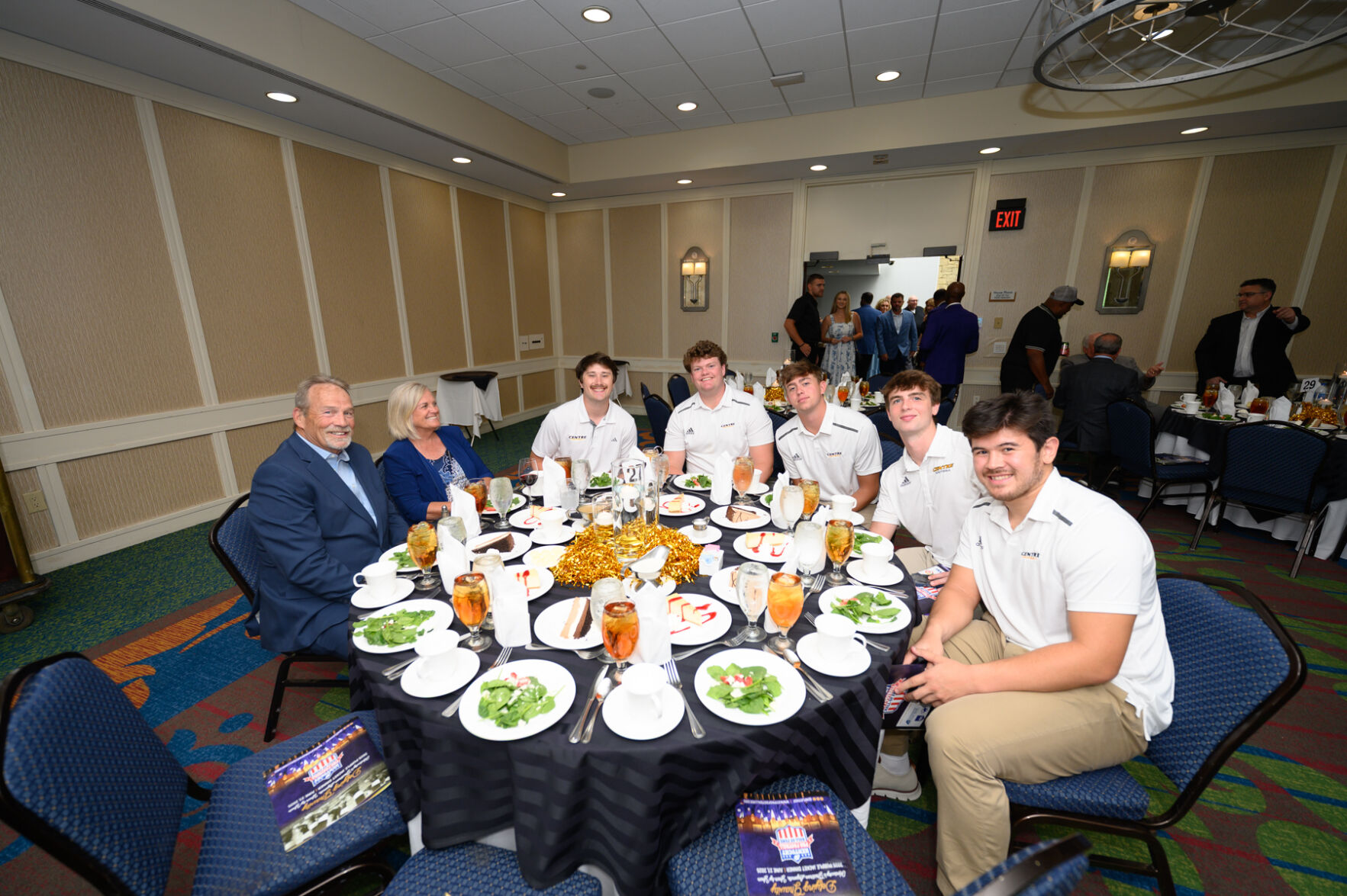 Ky Pro Football Hall of Fame Purple Jacket Dinner | Photo Galleries ...