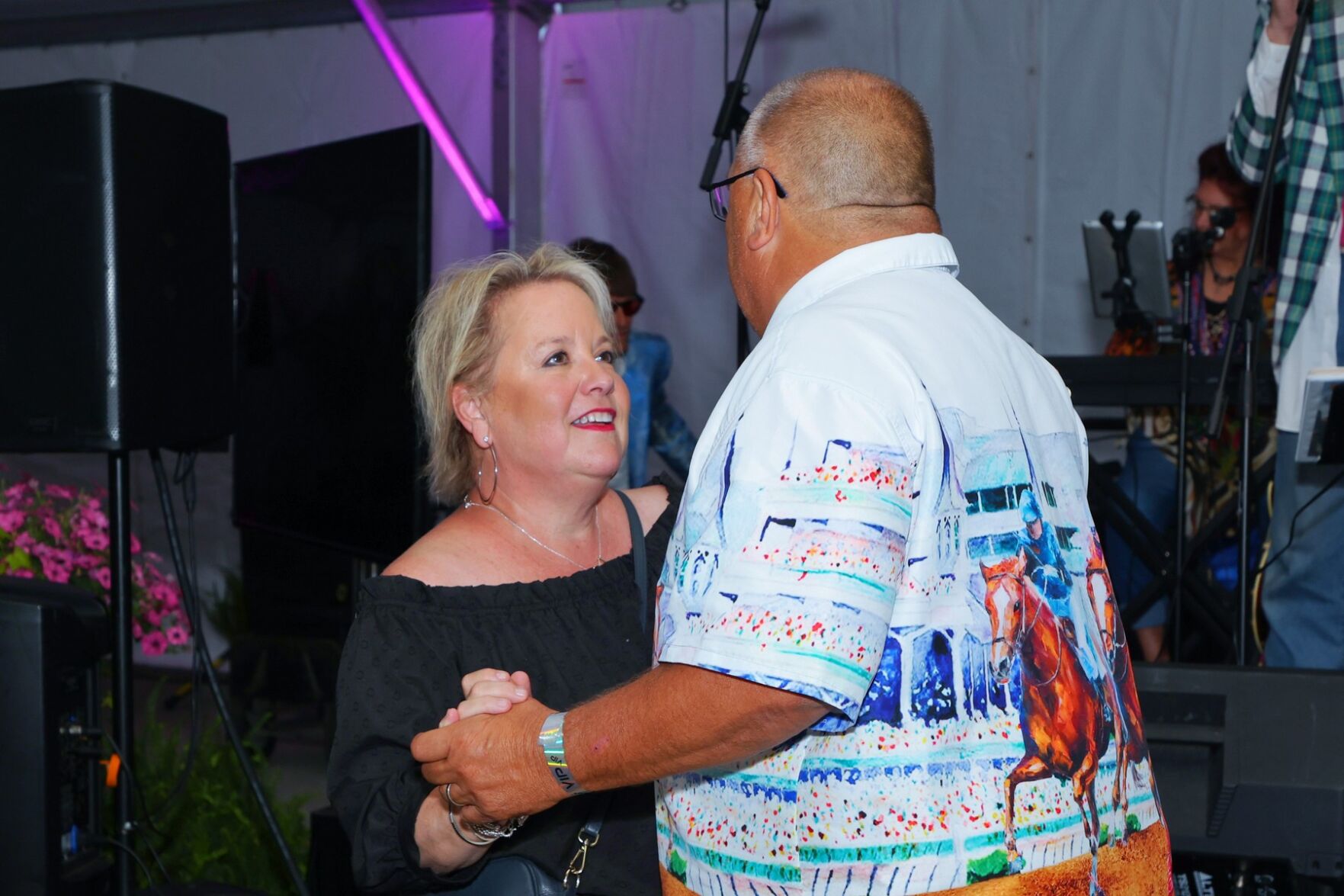 Blue Jeans, Boots, and Bulls | Photo Galleries | topsinlex.com