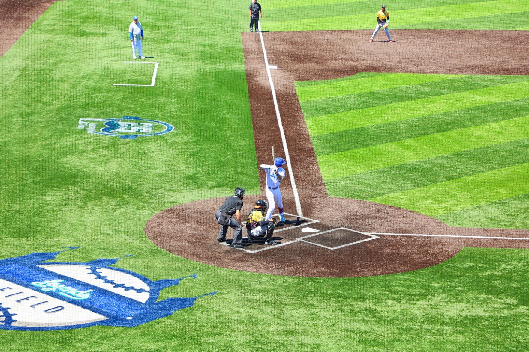 Legends Opening Weekend | Photo Galleries | topsinlex.com