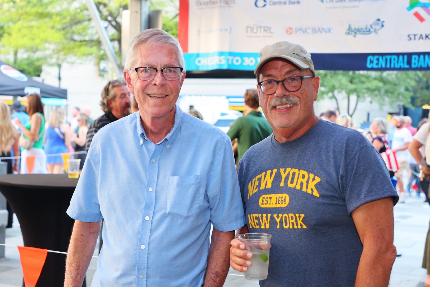 Thursday Night Live! | Photo Galleries | topsinlex.com