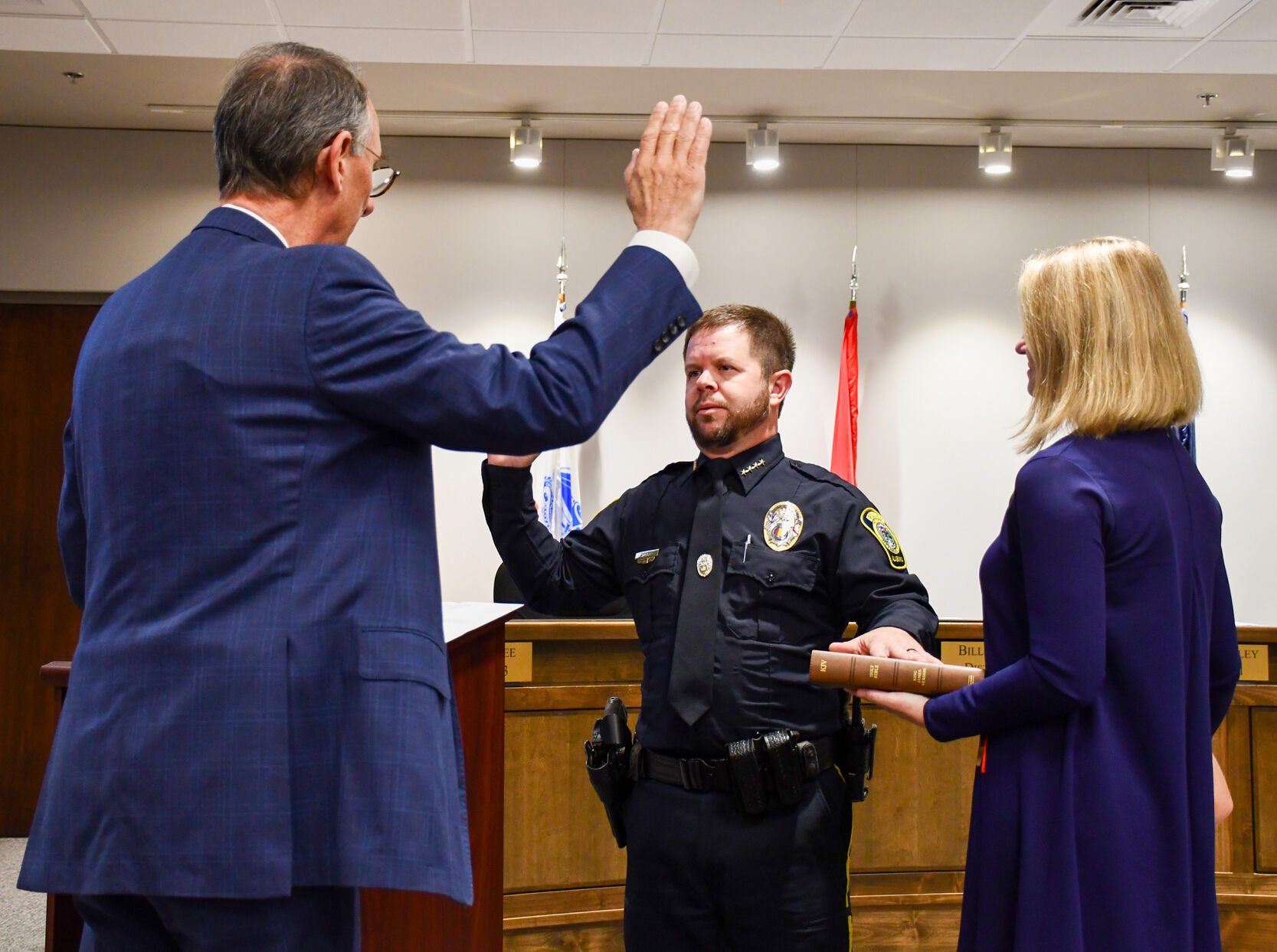 Spivey sworn in as police chief | Alexander City Outlook ...