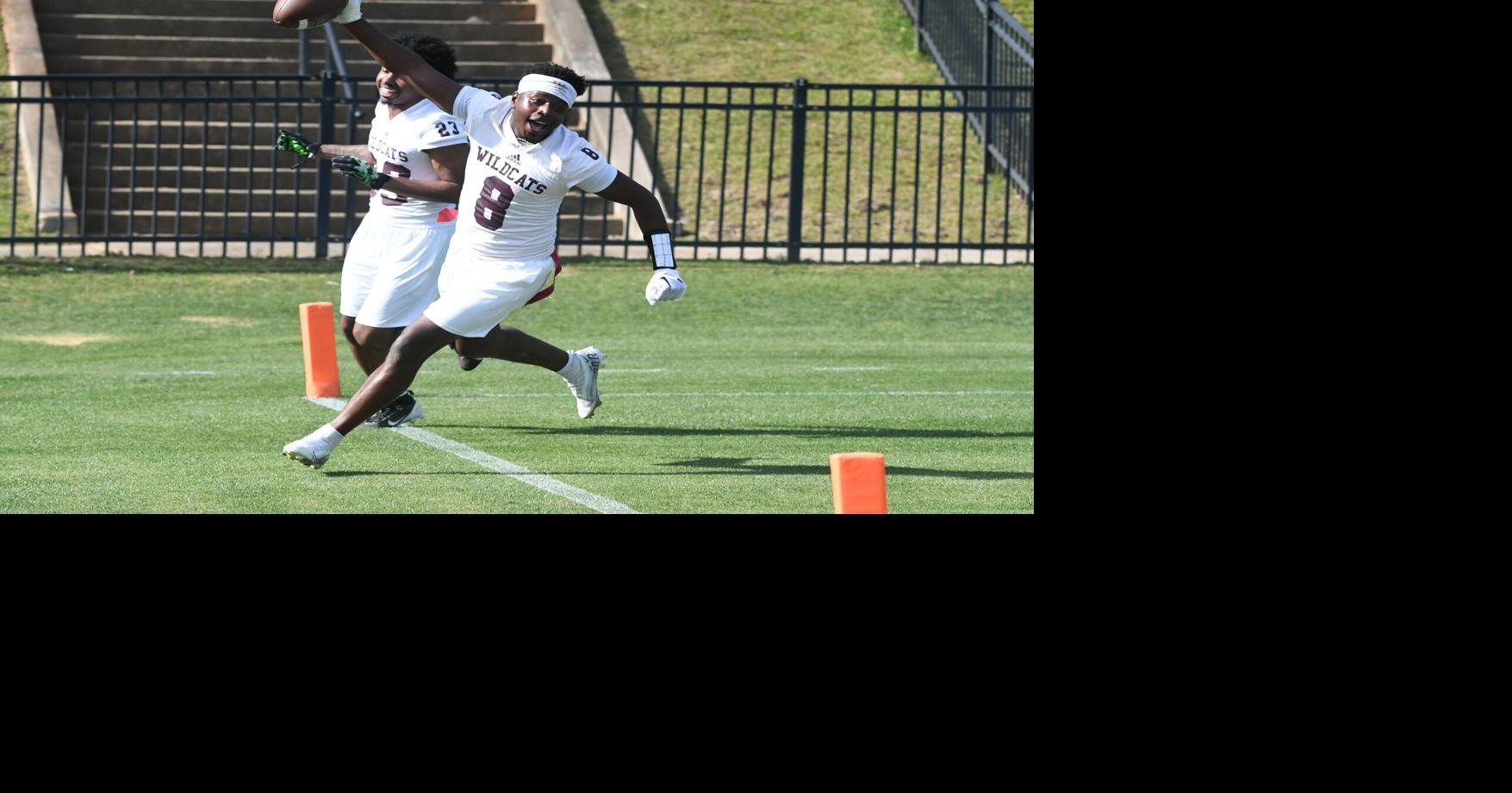 Wildcat legends return: Benjamin Russell alumni reunite for flag ...