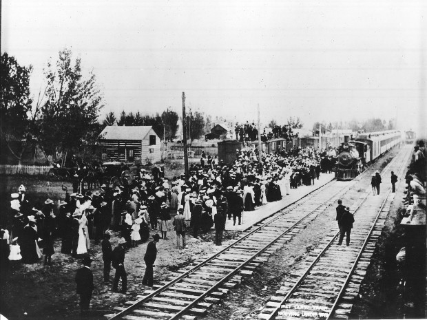 Answer Girl: Casper-Lander train history