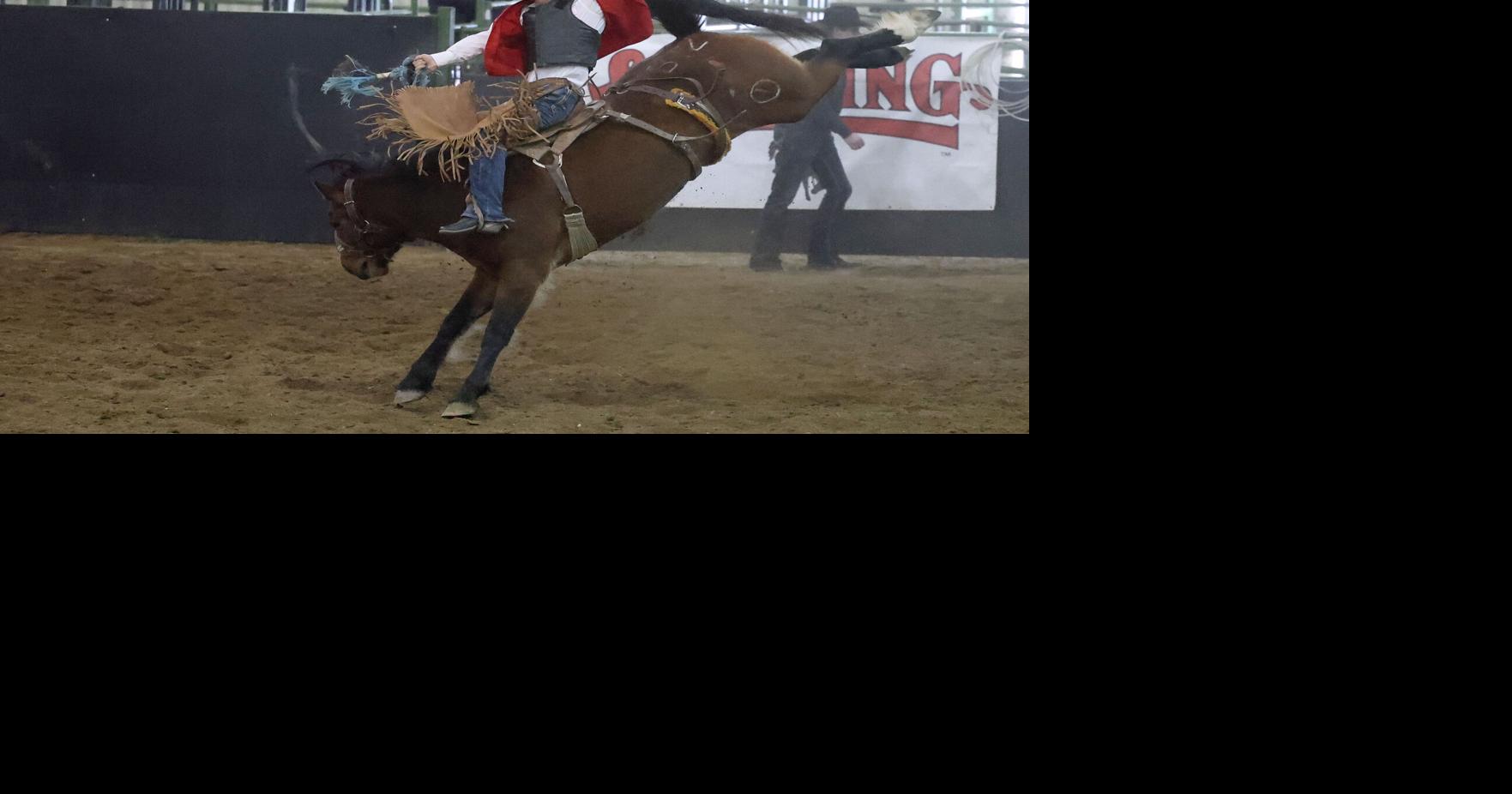 Wyoming men, LCCC women win team titles at weekend rodeo