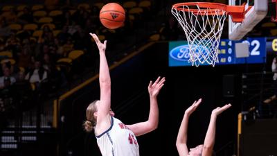 Cowgirls pull away late to advance to MW Championship