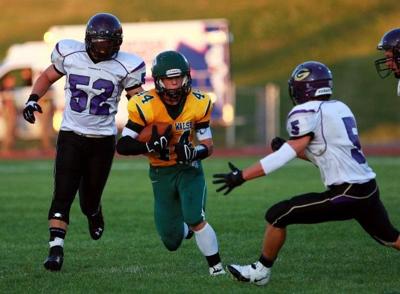 Gillette DL Shelstad signs with Dickinson State