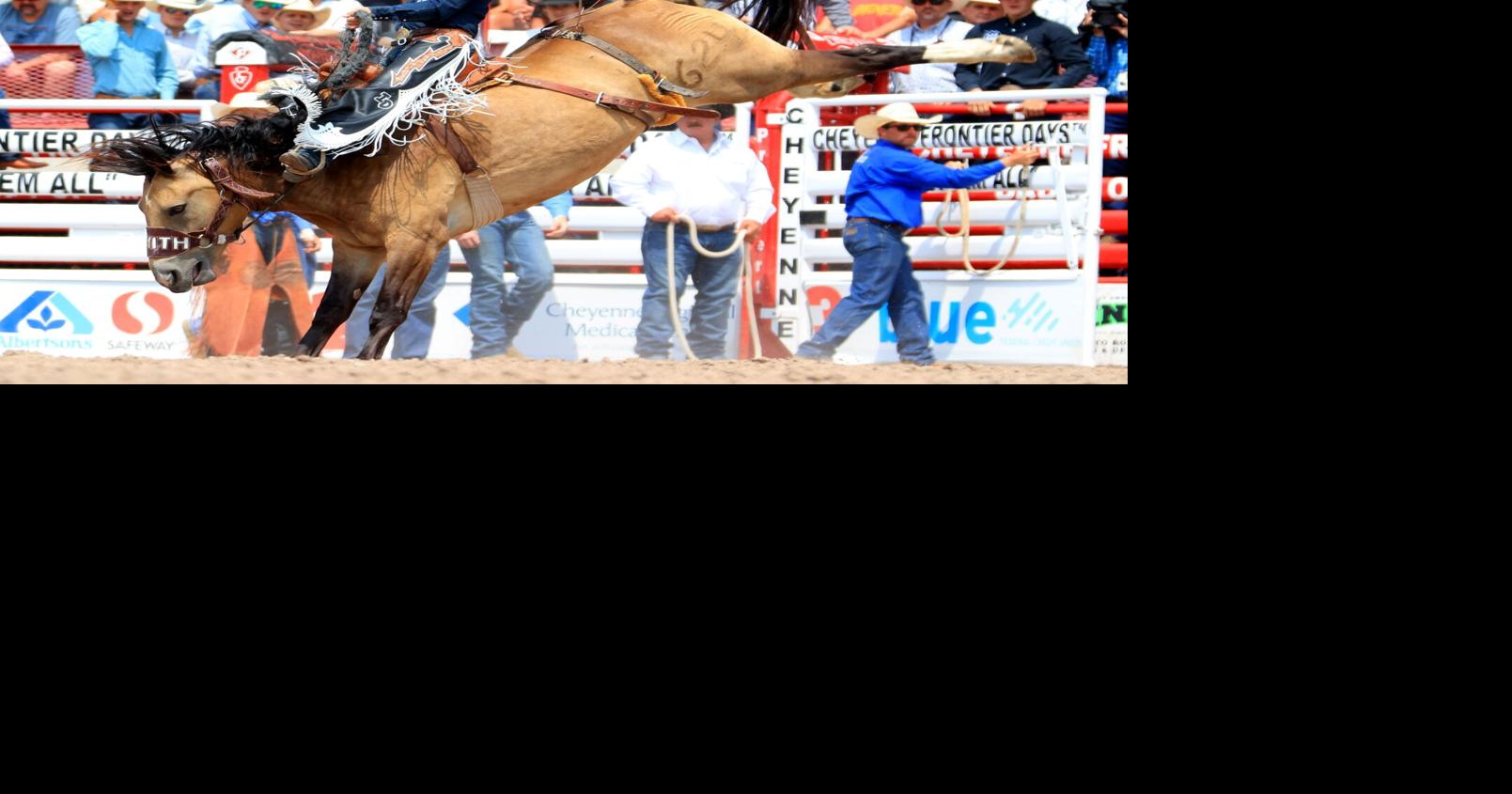 Dickinson, Schalla start strong at Cheyenne Frontier Days