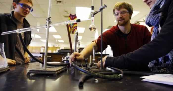 Casper high school team advances to National Science Bowl