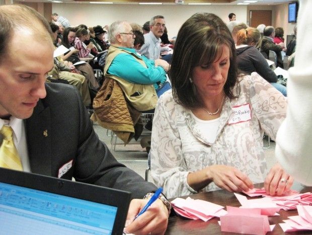 Committee votes down presidential primary bill, opts for interim study