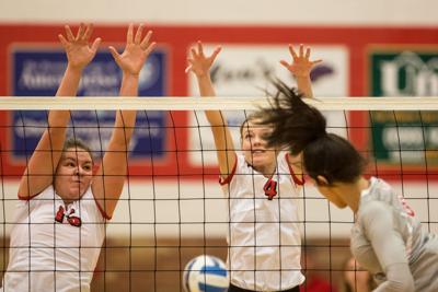 Casper College volleyball sets sights on Region IX Tournament title