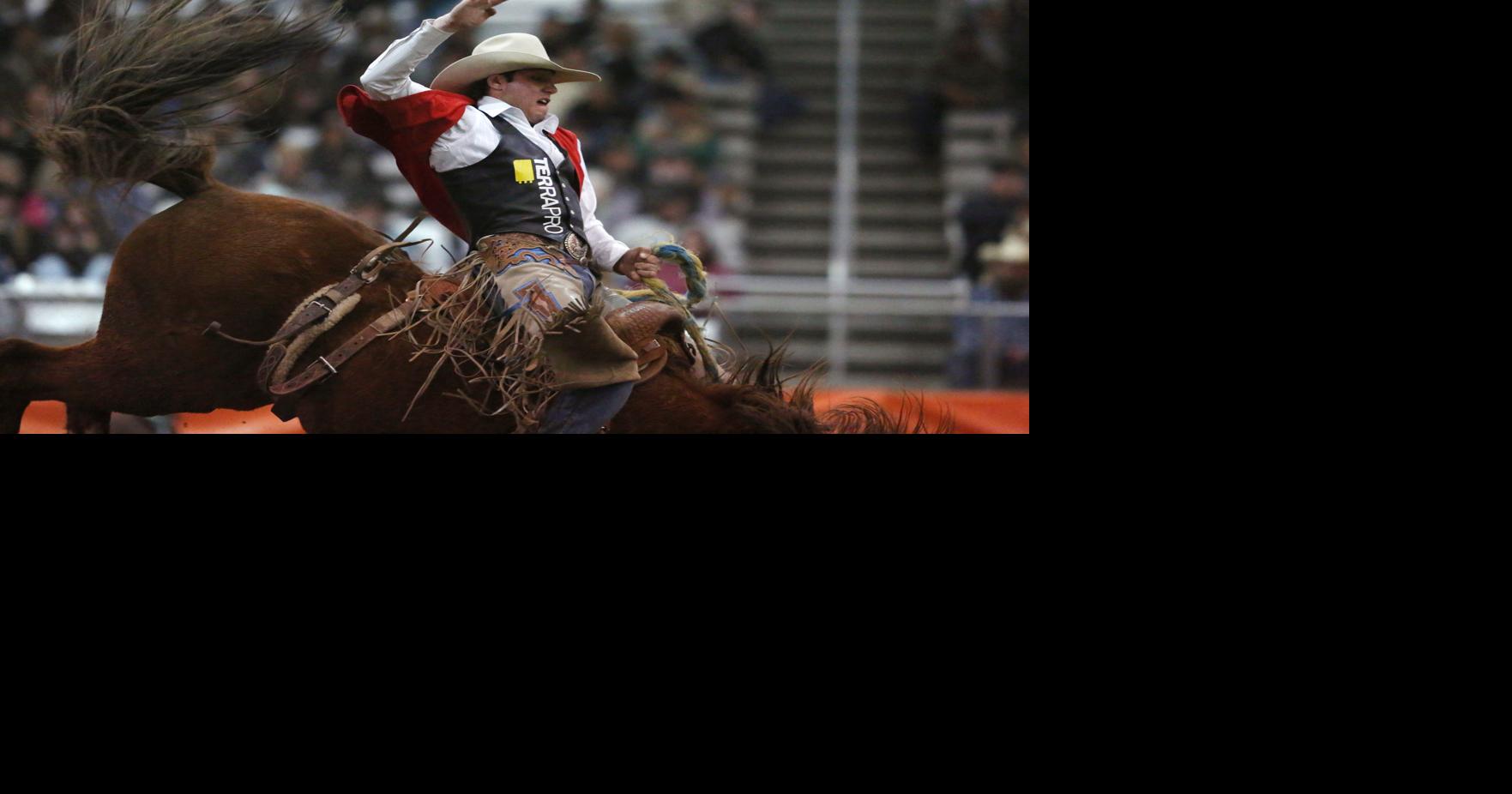 T-Birds Quinten Taylor wins two titles at Ropin' and Riggin' Days Rodeo