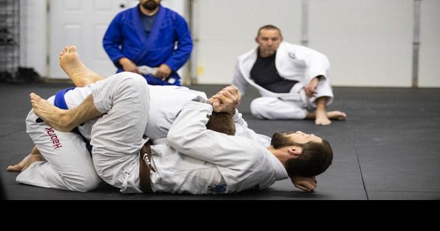 Deputy leads cops in jiu-jitsu training