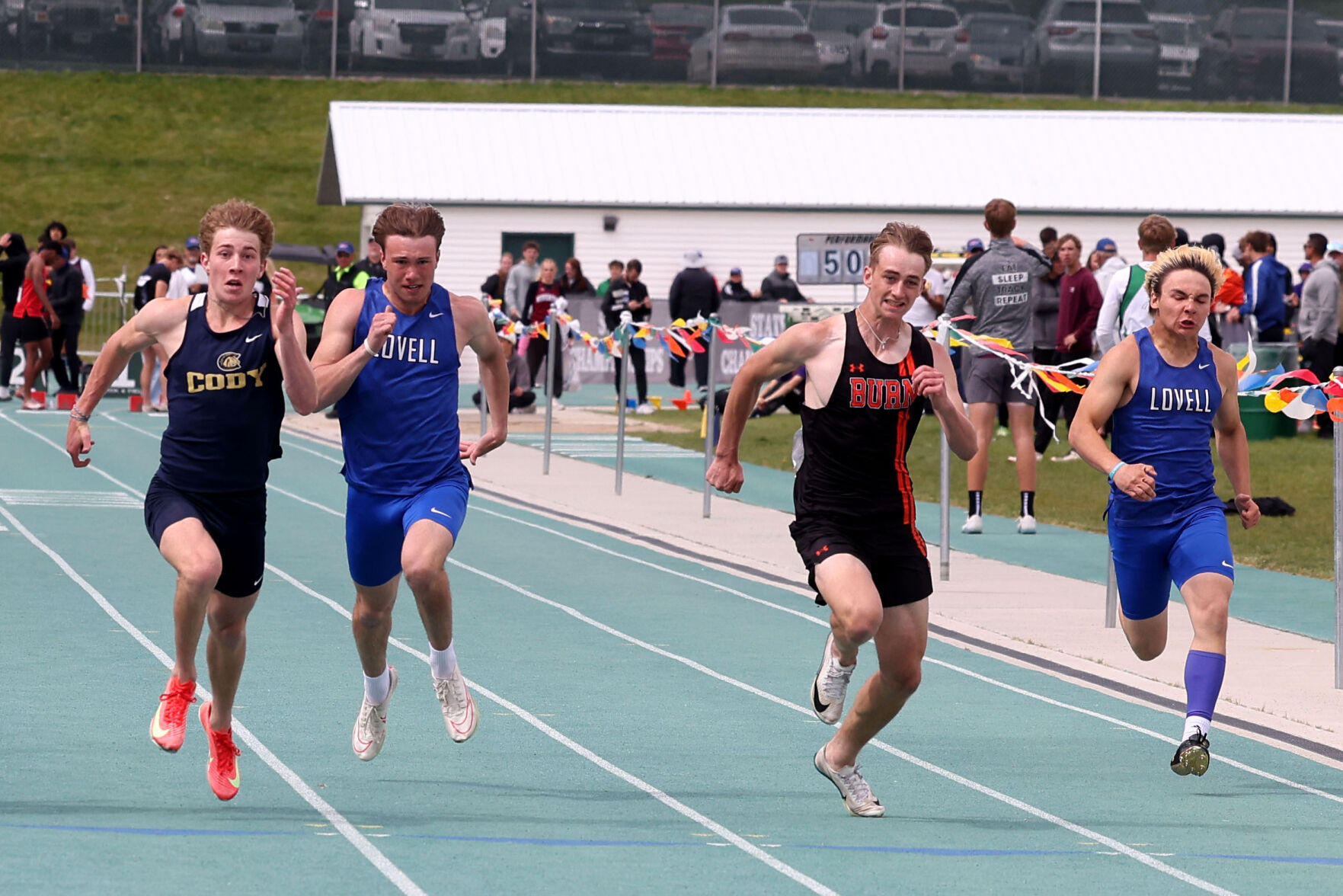 Kelly Walsh's Landon Walker sets state triple jump record