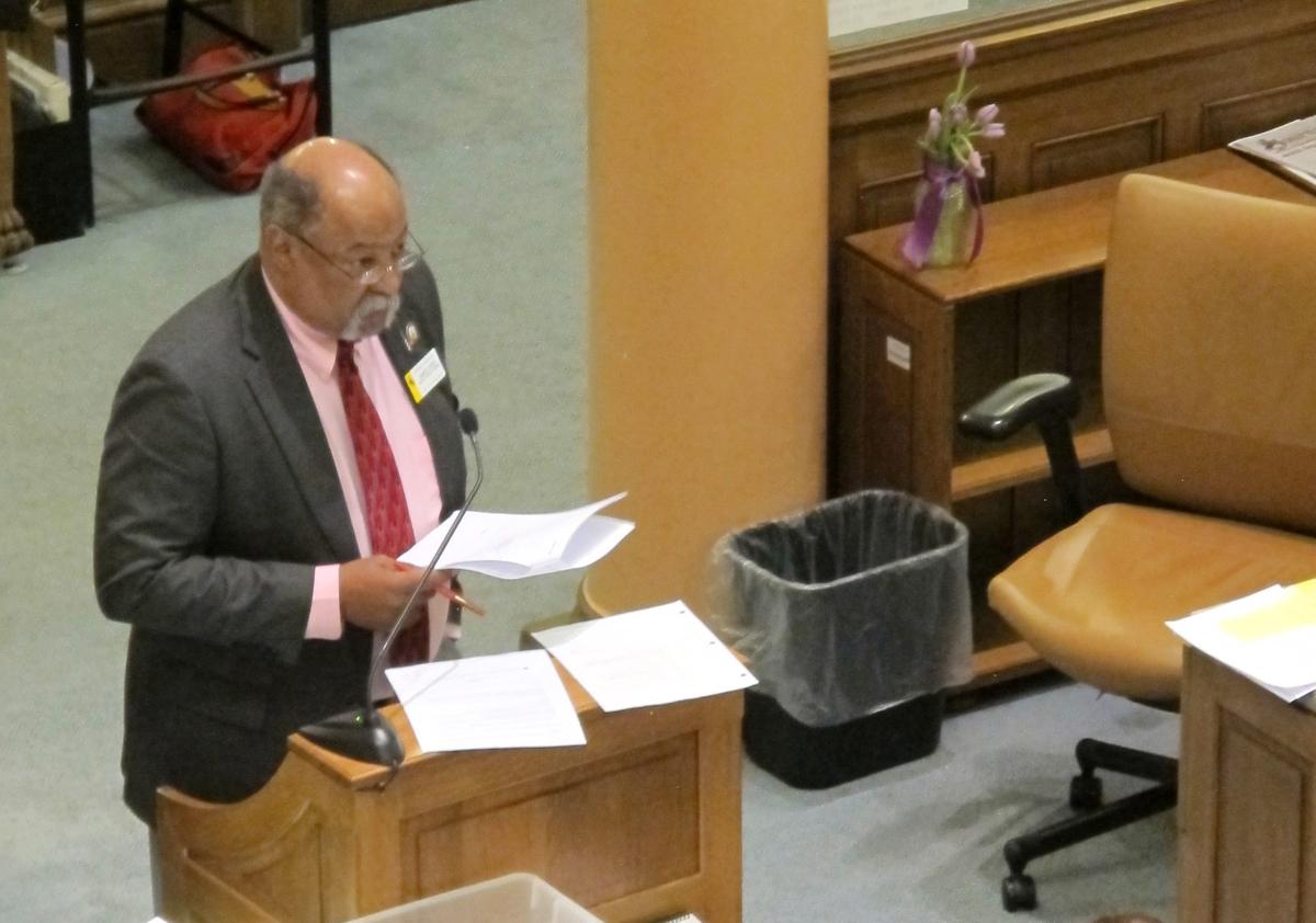 Democratic lawmaker from Cheyenne running for Wyoming secretary of state