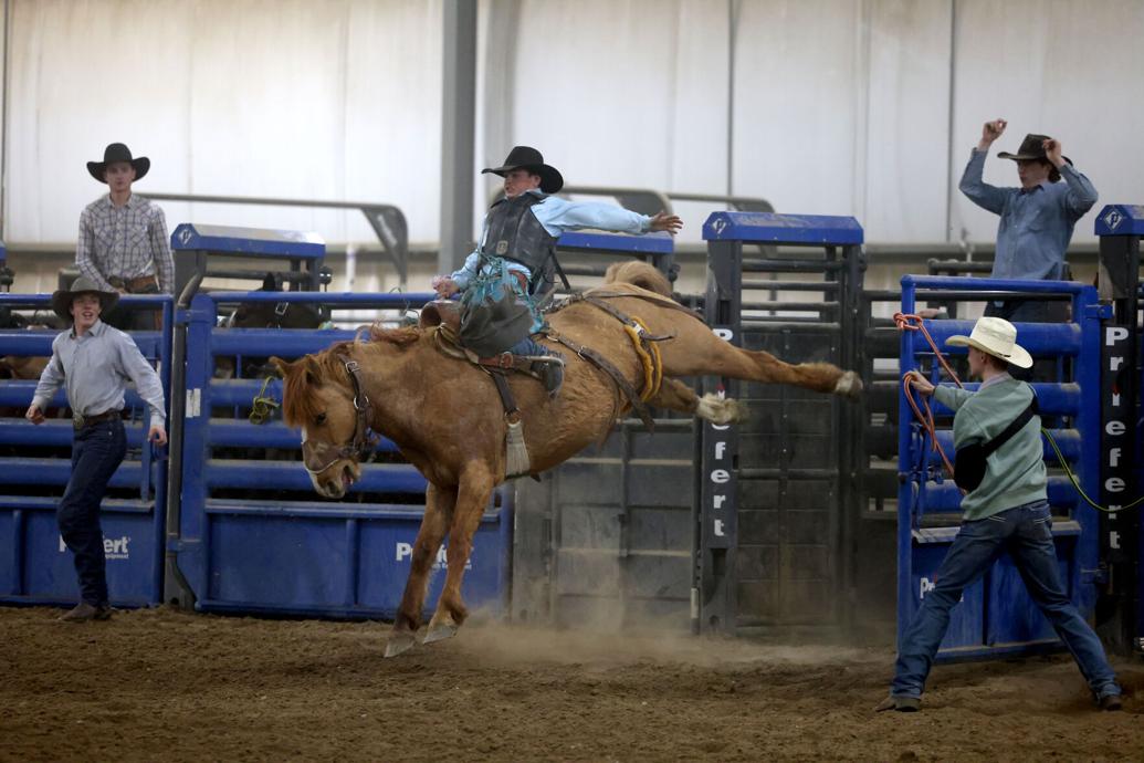 Saddle bronc riders have Casper College chasing CNFR spot