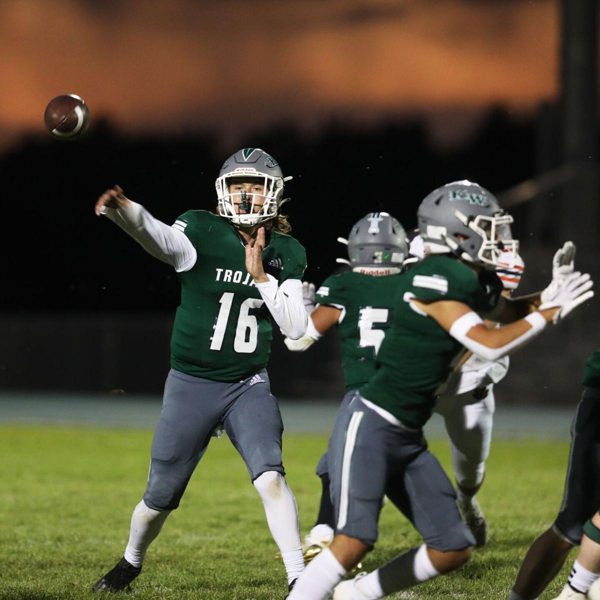 Kelly Walsh offense finally gets in the end zone in victory over ...