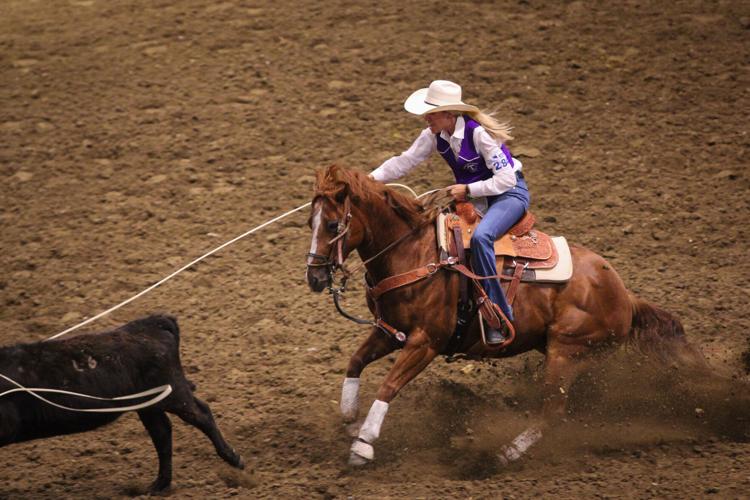 Teammates, siblings push each other at College National Finals Rodeo