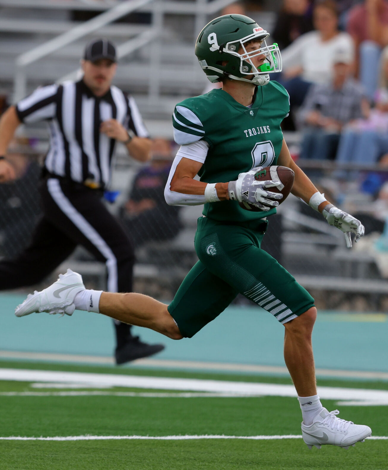 Kelly Walsh, Campbell County open football season in Casper