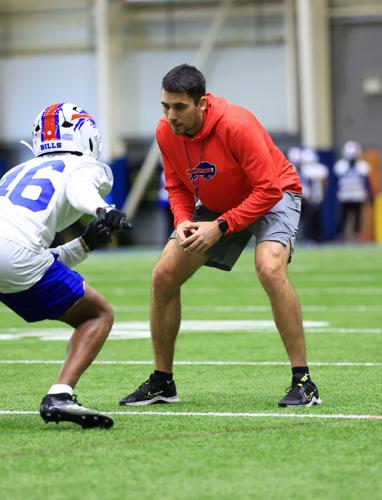 Sawvel selects Bills' Christian Taylor to take over as OC