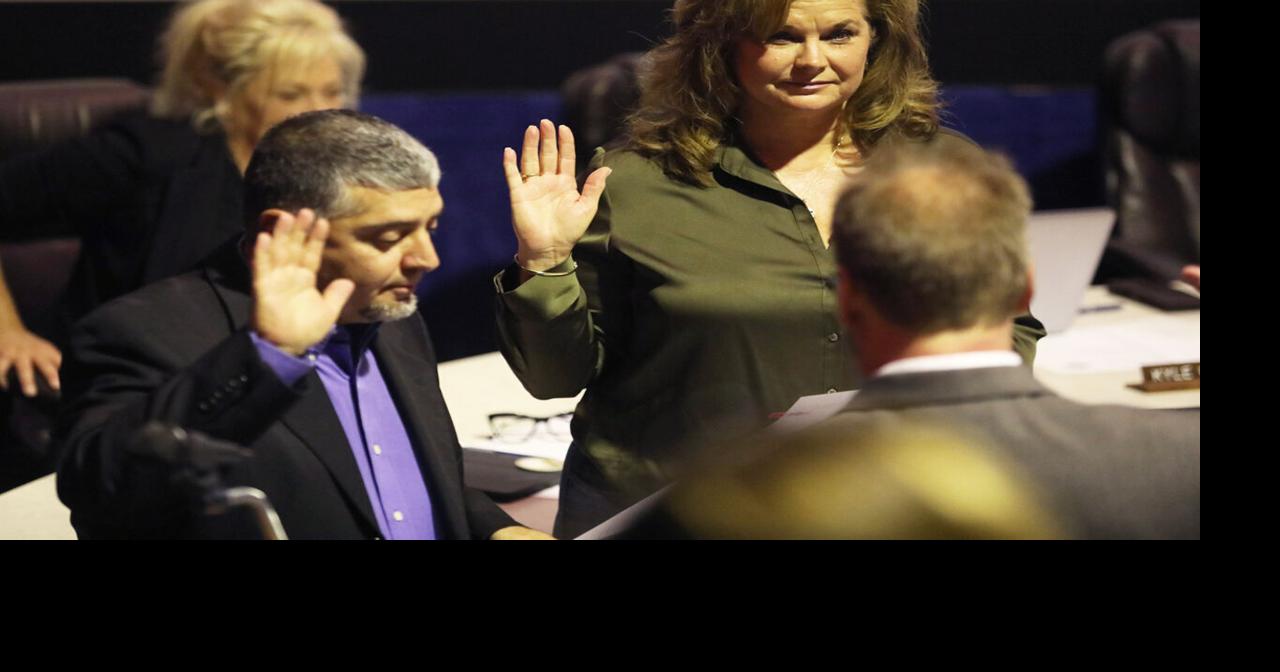 New Casper mayor, vice mayor named