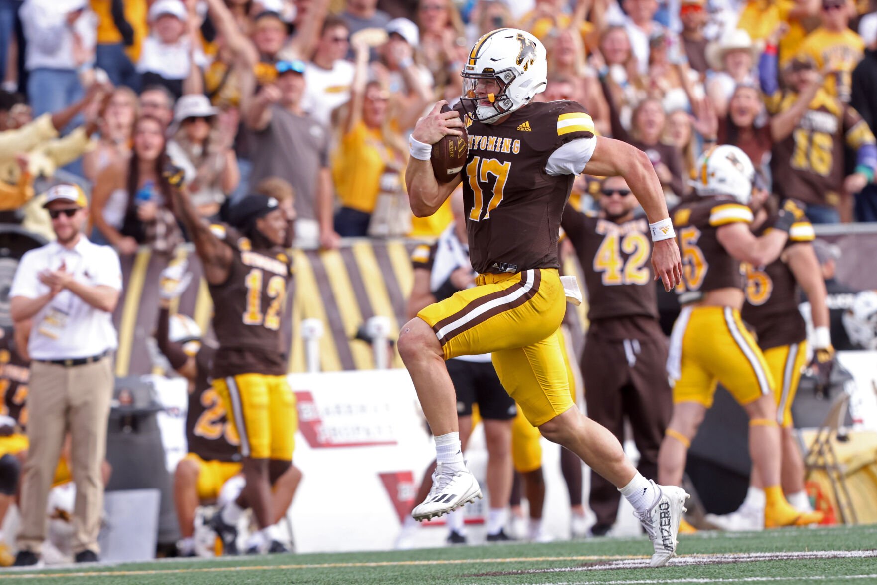 Wyoming announces its 2025 football slate