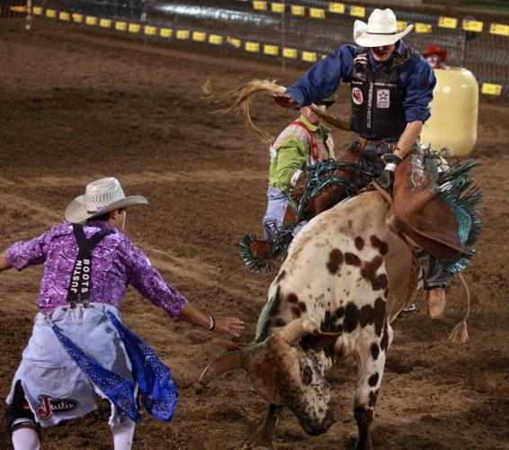 Seth Glause is named new University of Wyoming rodeo coach