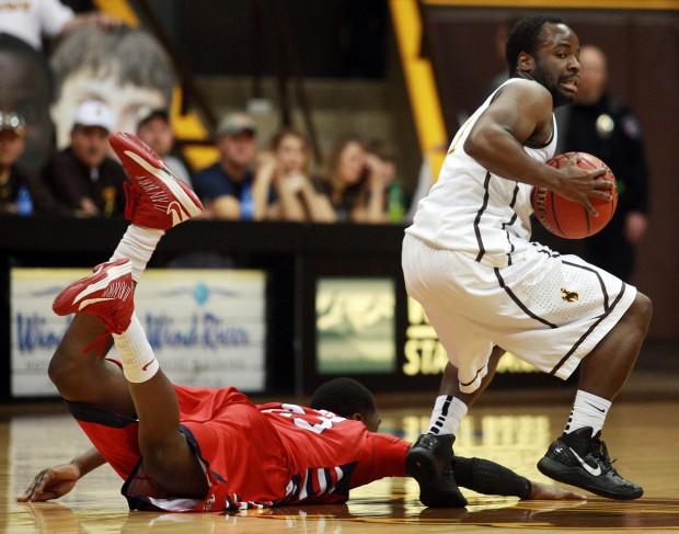 Four Wyoming men's basketball players day-to-day headed into UNLV game