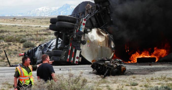 At least 2 dead after fiery crash south of Casper