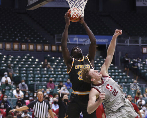 Wyoming Cowboys open Mountain West play with 71-69 win at Utah State