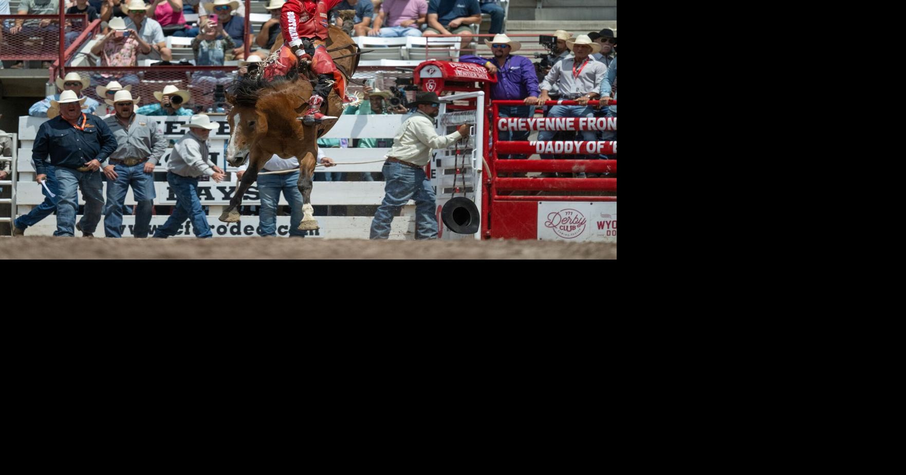 PRCA/WPRA standings entering the 2025 National Finals Rodeo