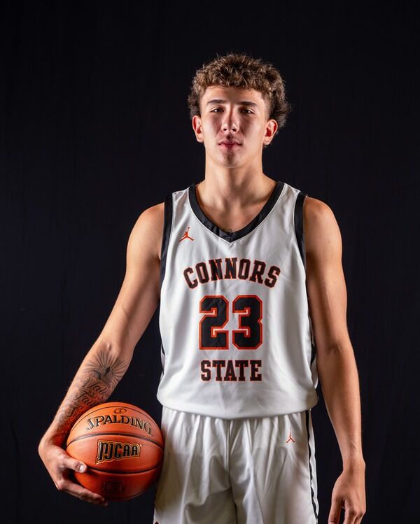 Wyoming Cowboys reportedly add JUCO forward Buddy Hammer