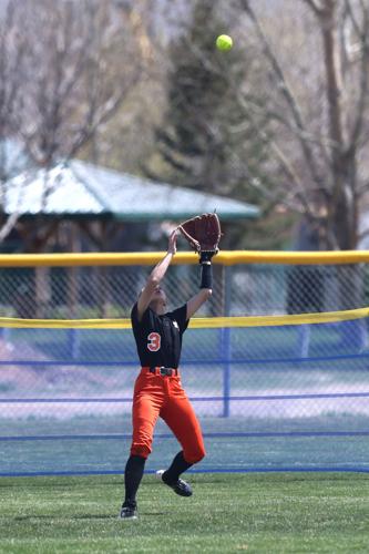Girls high school softball scores May 3-4