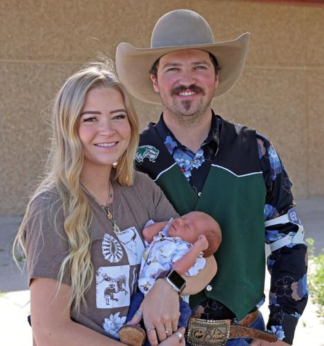 Utah Valley rodeo performer takes on fatherhood at CNFR