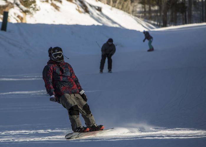 Hogadon Basin Ski Area makes the best of lack of snow