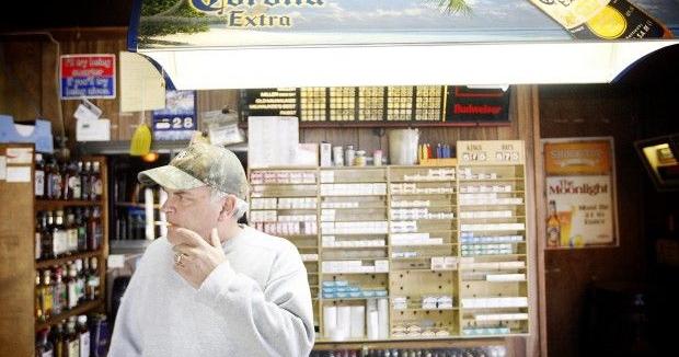 Casper bars could lose smoking again as city verifies enough signatures ...