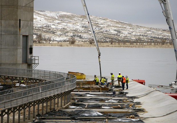 Curve-topped spillway speeds Pathfinder water downstream