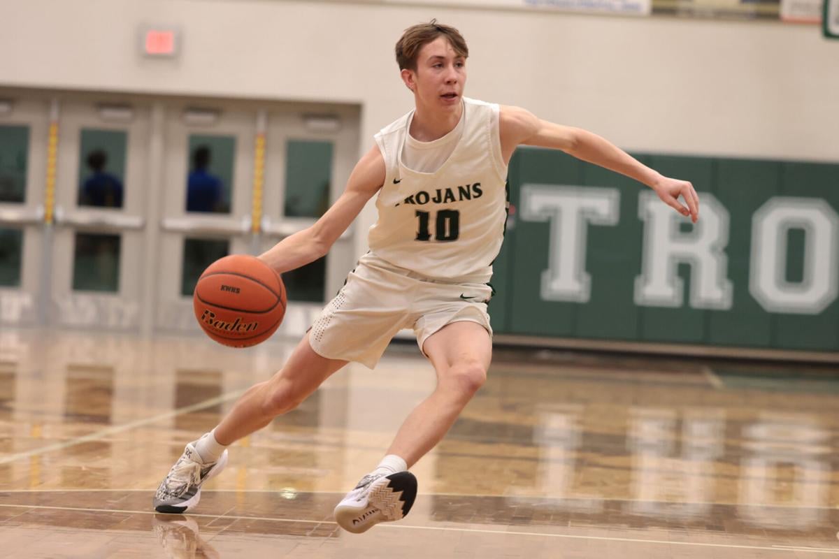 Sheridan holds off Kelly Walsh down the stretch for victory