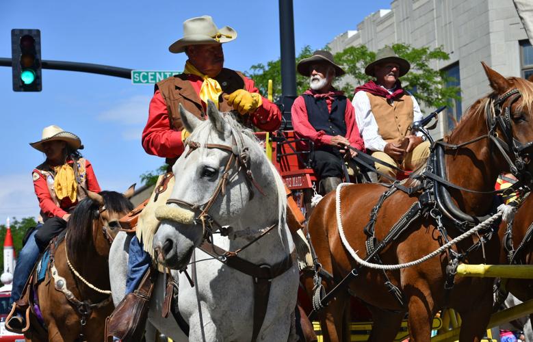Casper parade celebrates 'Women in Wyoming' as families celebrate ...