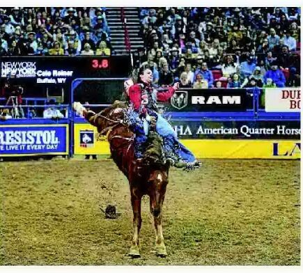 Butner takes advantage of final ride to reach NFR