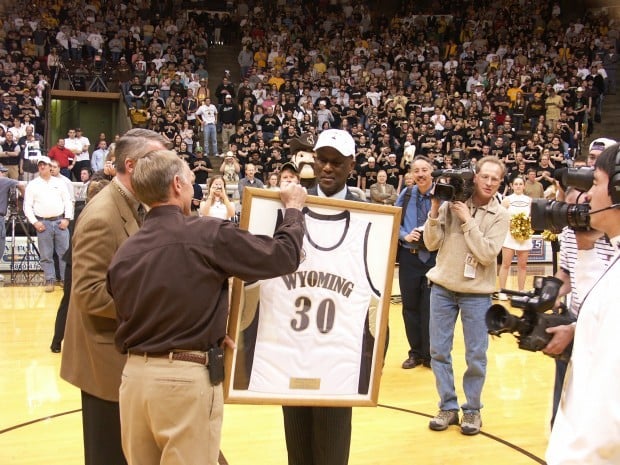 Former University of Wyoming great Flynn Robinson dies