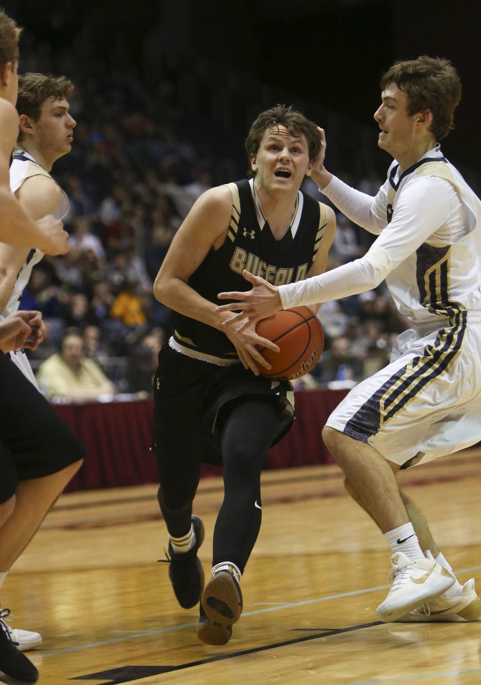 Hayden Peterson scores 37 to lead Buffalo to double-overtime win over Cody