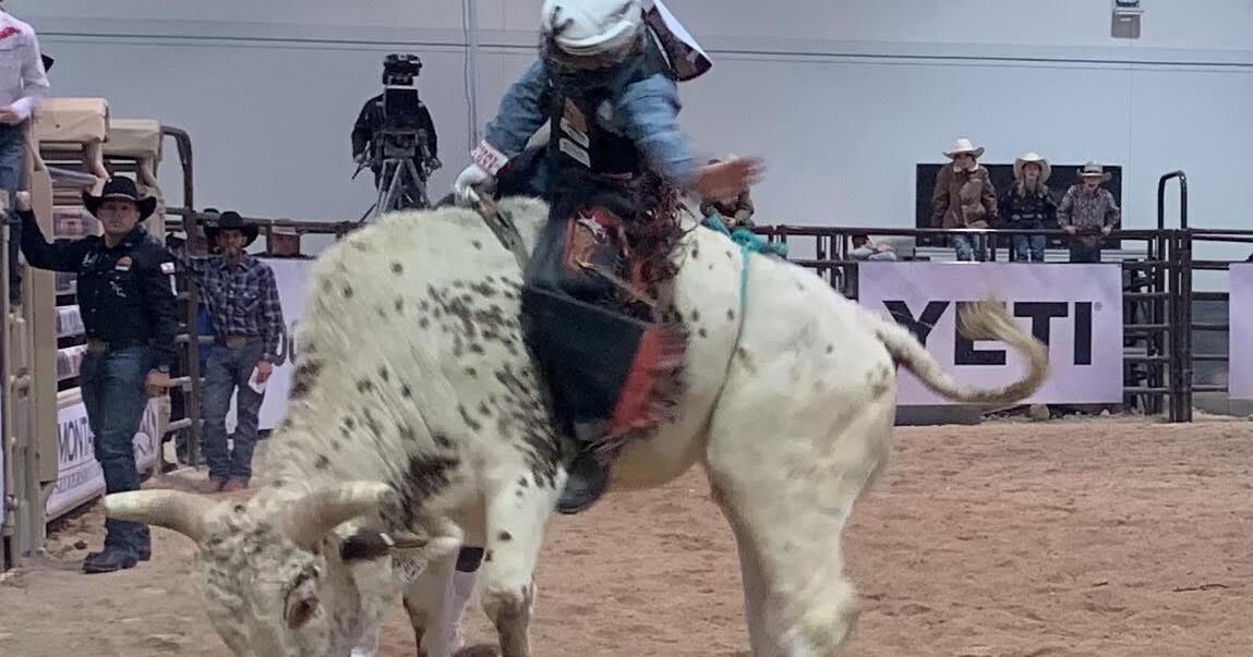 Gillette's Hayden Welsh wins bull riding title in Las Vegas